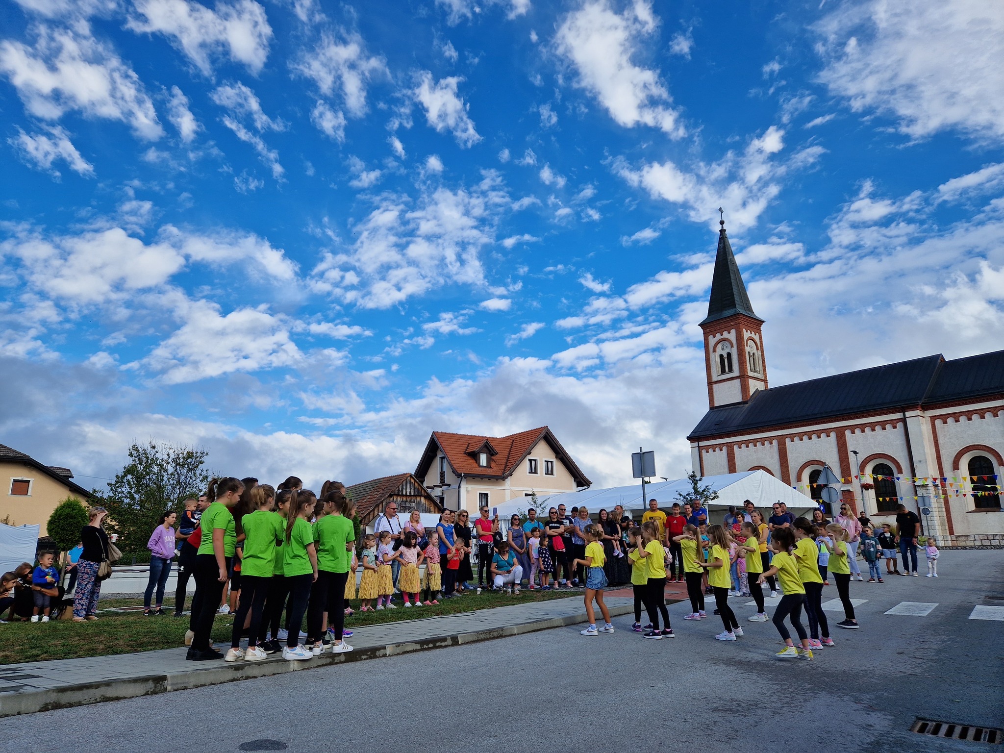 Kam su išli ljudi dobre volje prošli vikend? U Kamanje – na festival ...